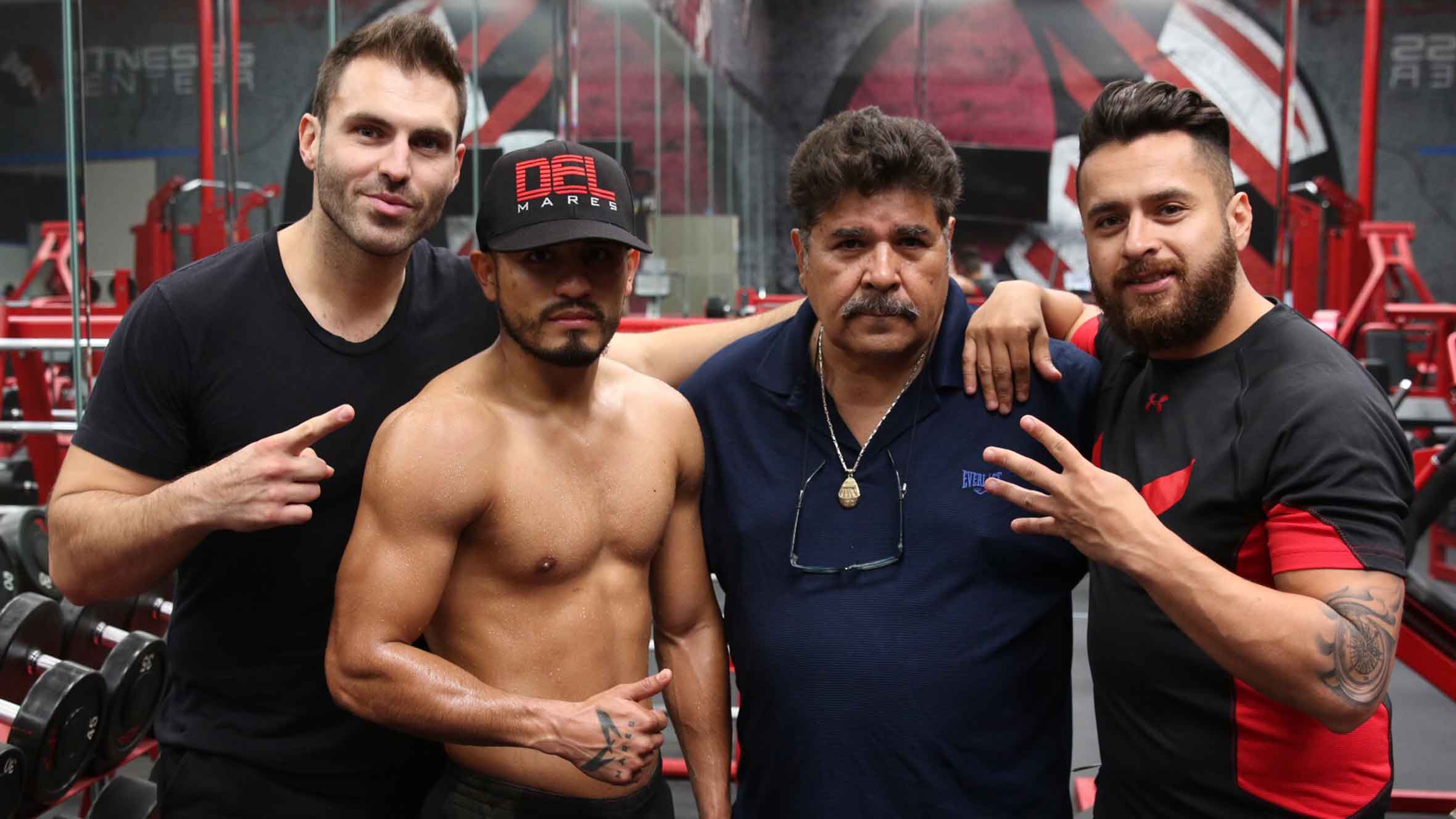 Abner Mares Image - Boxing Image - FightsRec.com