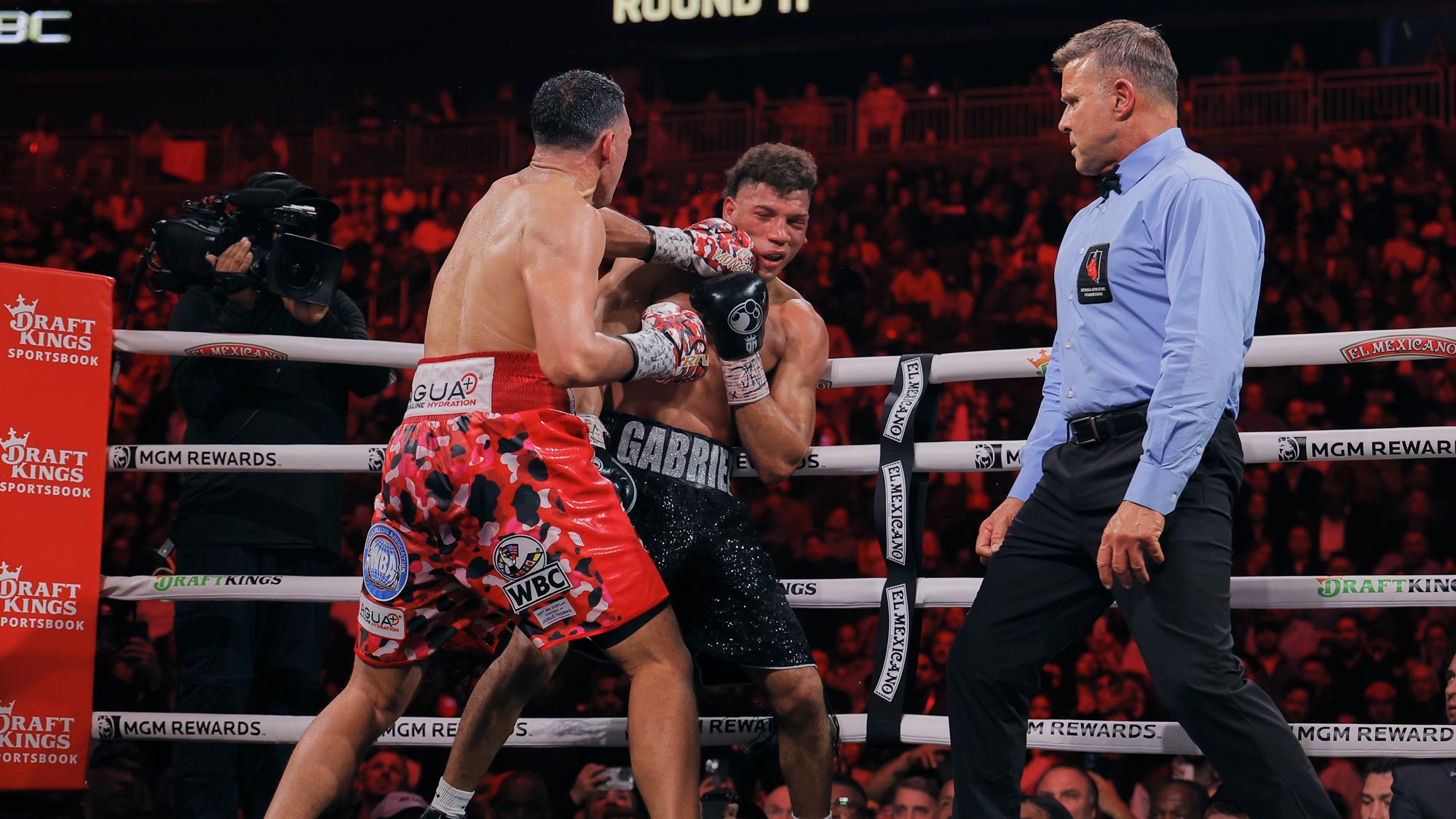 Benevidez Outpoints Morrell in a Classic Battle