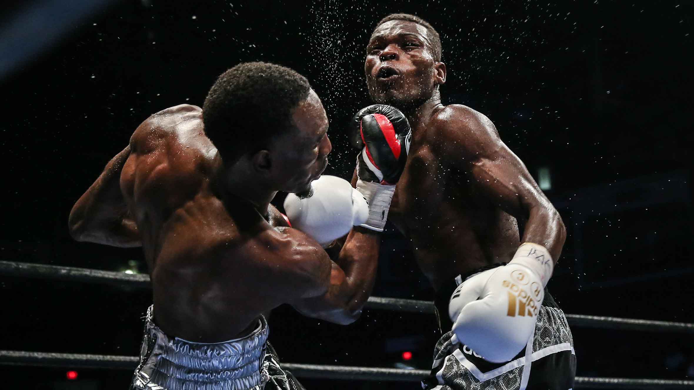 Easter edges Commey in high-action thriller to claim 135-pound world title