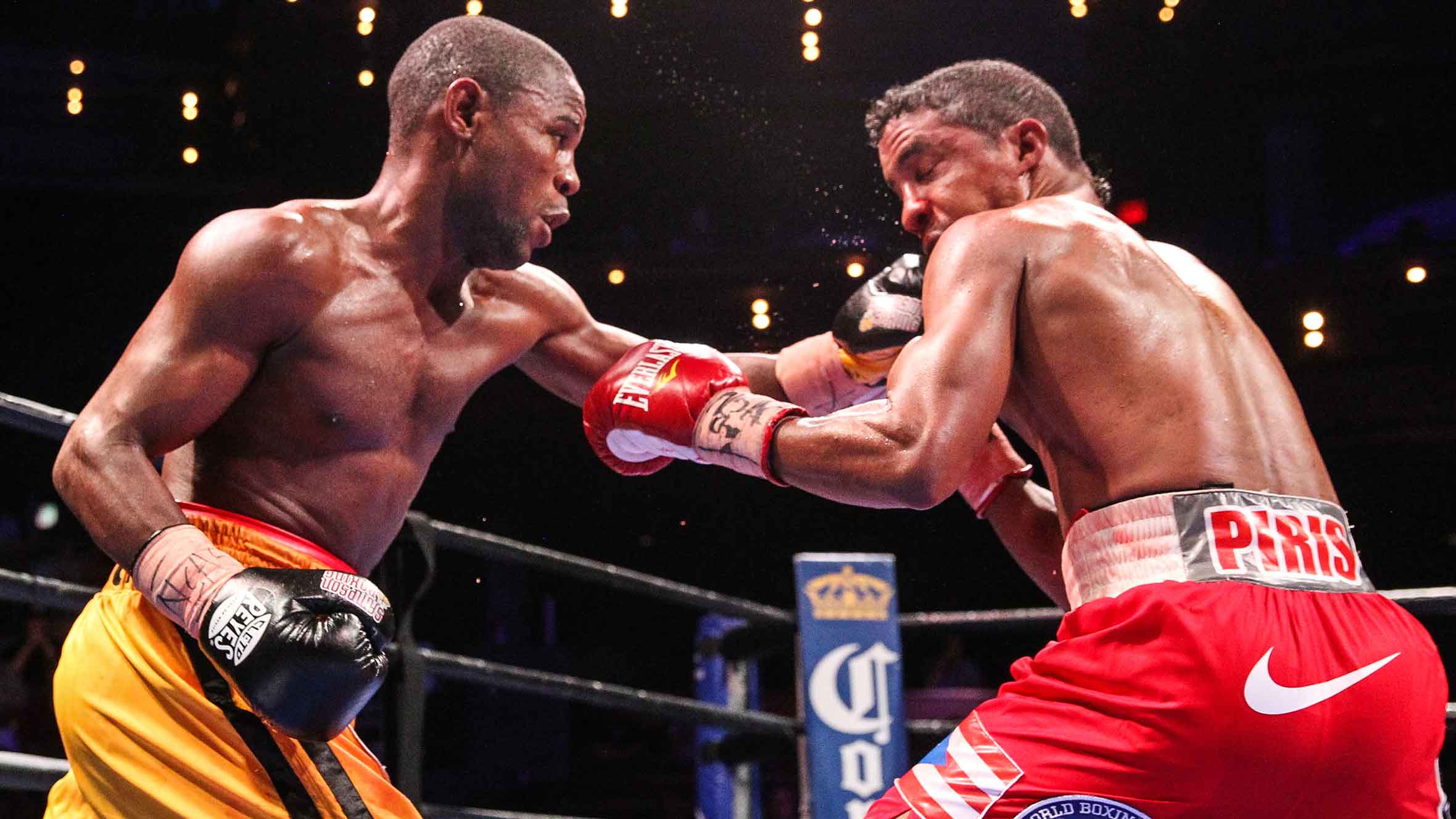 Javier Fortuna defends his world title with a 10th-round stoppage of ...
