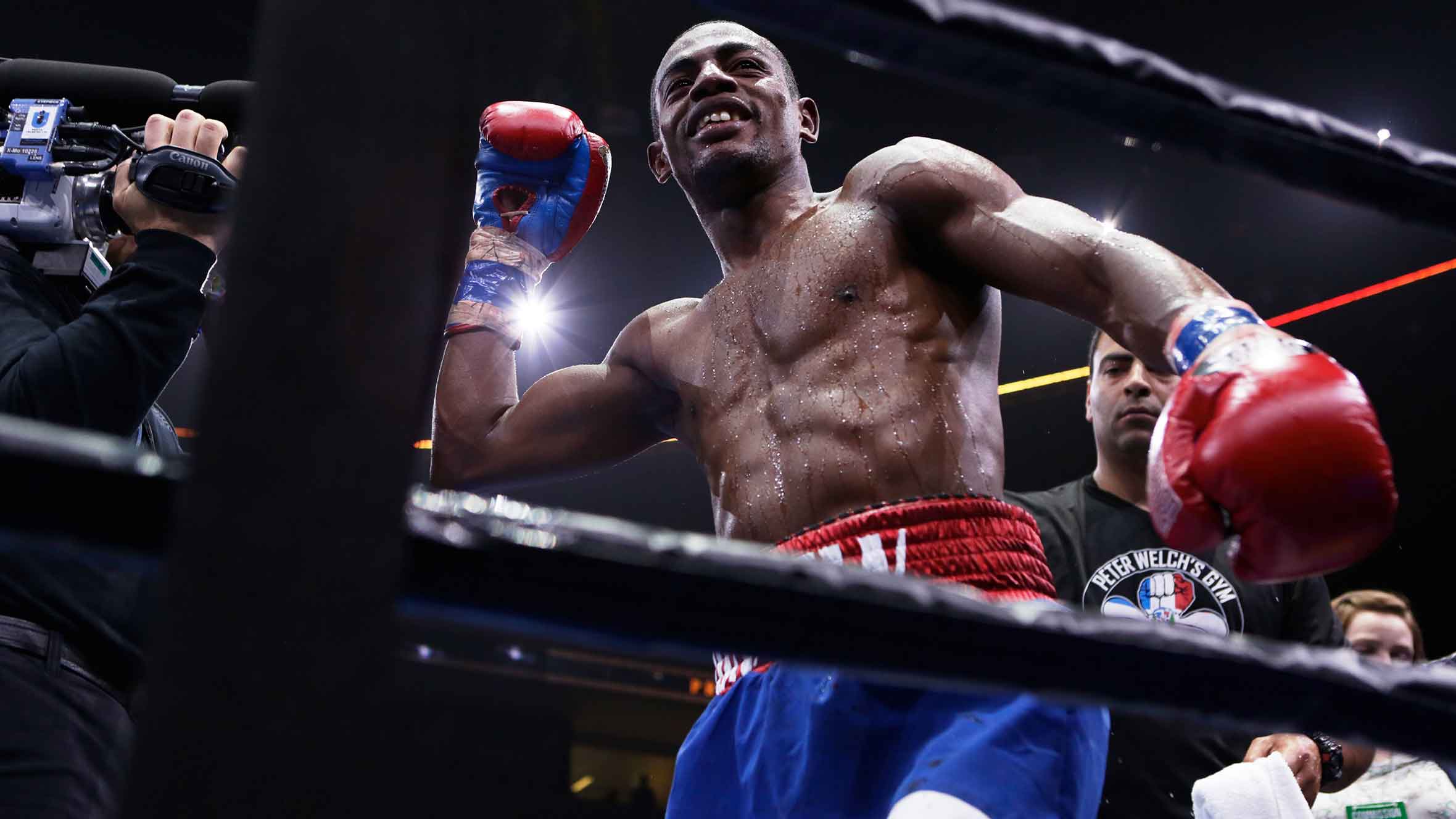 Bombs Away: Unbeaten 122-pound contender Jonathan Guzman may be small ...