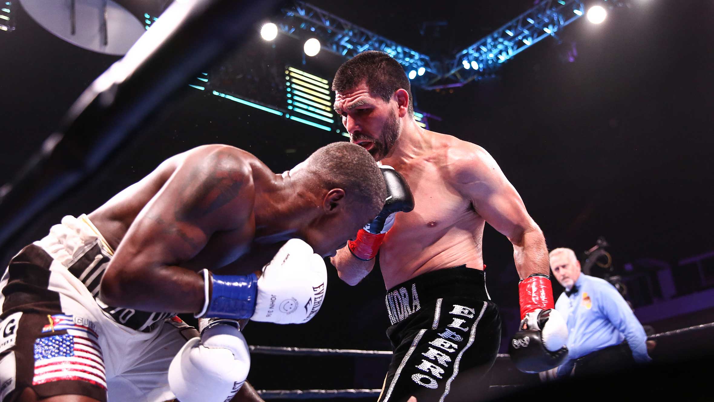 Quillin vs Angulo — Fight Photos | September 21, 2019