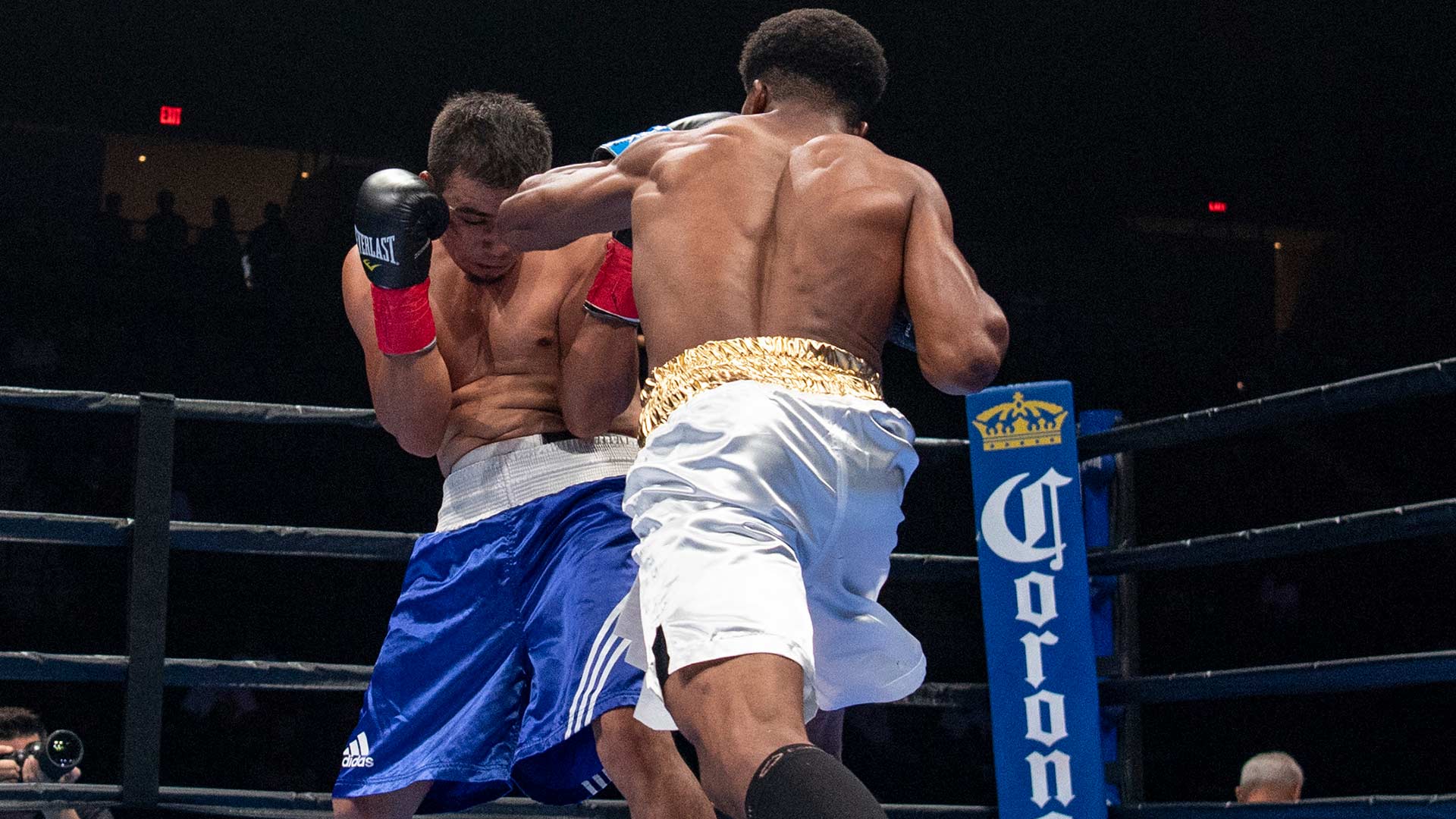 Russell vs Esquivel Full Fight: August 4, 2018 - PBC on FS2