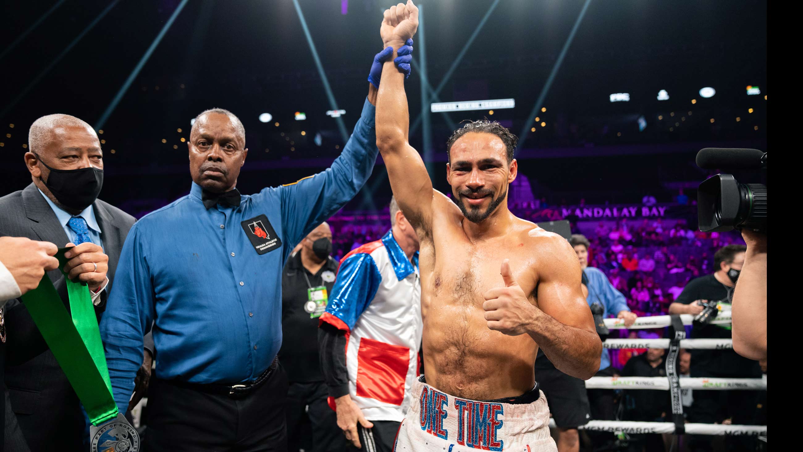 Keith Thurman Looks Strong in Ring Return, Defeats Mario Barrios
