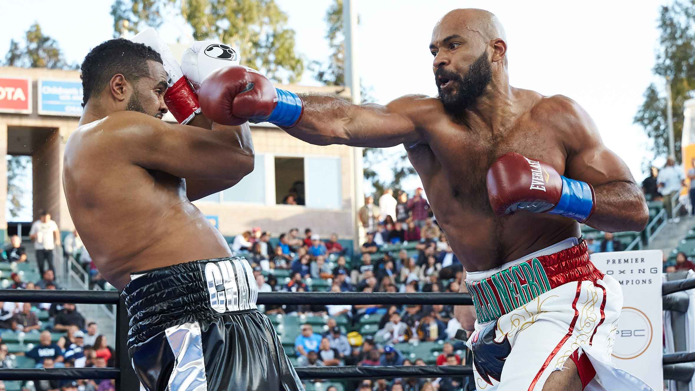Unbeaten Washington to now challenge Wilder for heavyweight title on ...