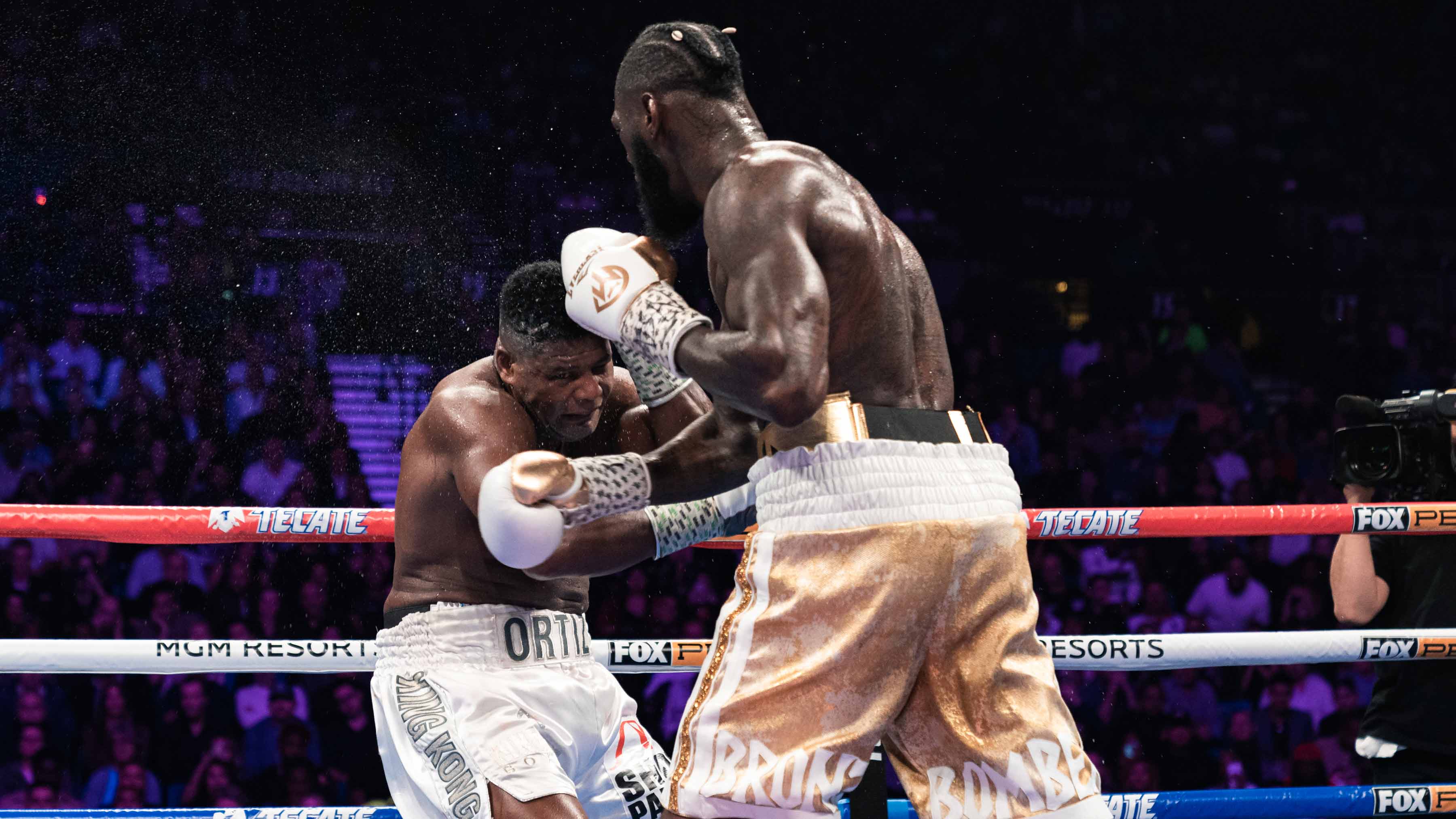 Wilder Does it Again, Knocks Out Ortiz in Seven