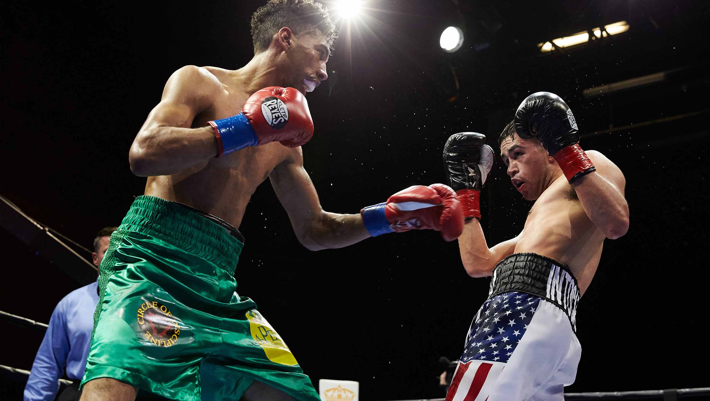 Fight Photos - James vs Molina | Jan 19, 2016