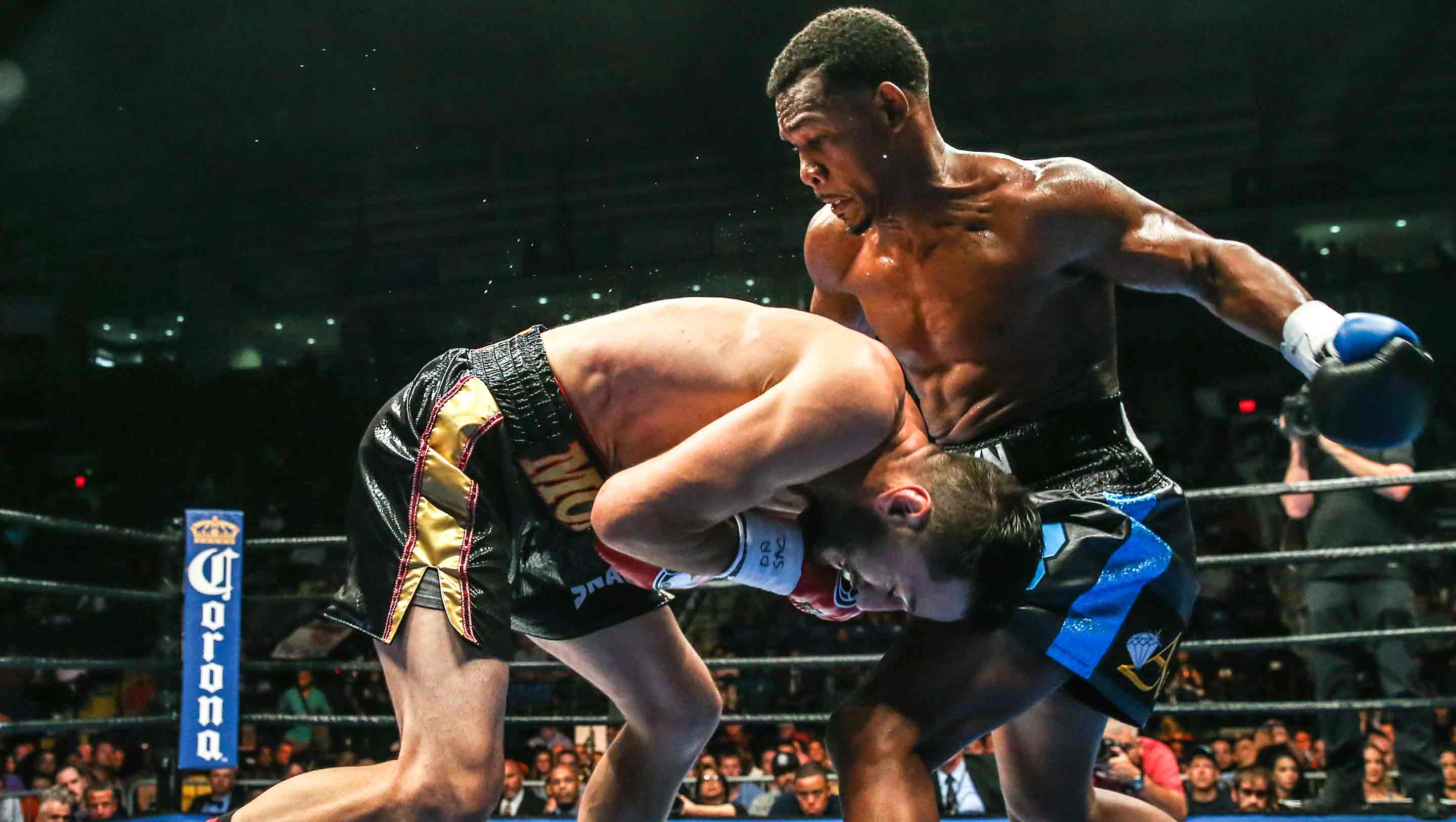 Jacobs vs Mora Video Highlights & Full Replay