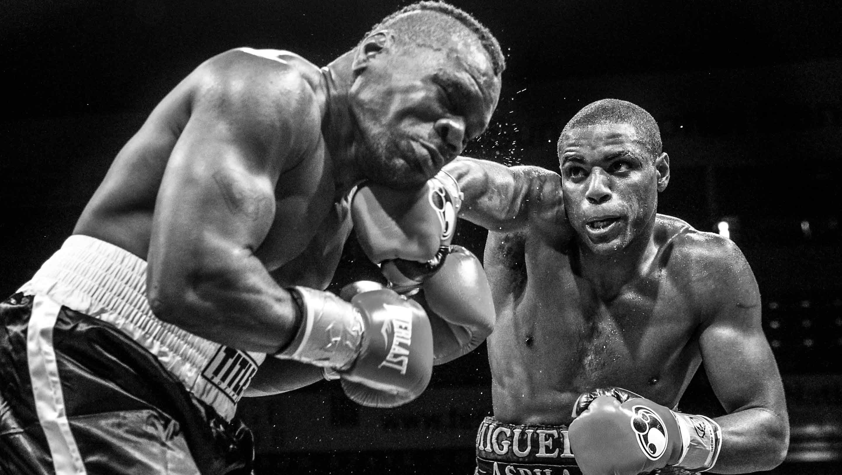 Tapia vs Wilson Results & Highlights | Dec 8, 2015